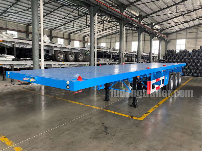 Tri Axle Flatbed Semi Trailer - Buy 3 axles flatbed semi trailer, 40 foot flatbed semi trailer ...